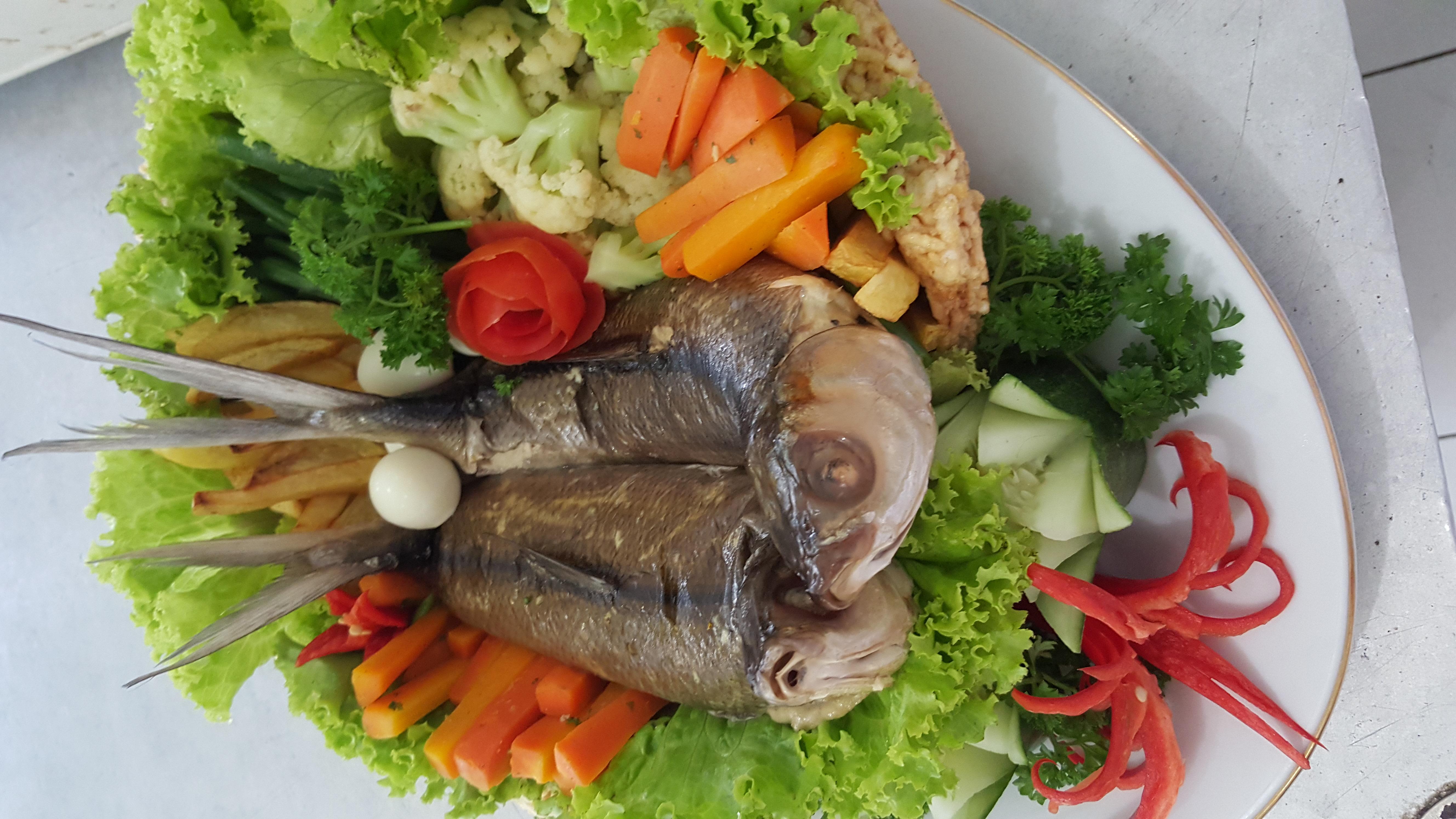 BOTOK IKAN MANGKOK INTIP SOLO